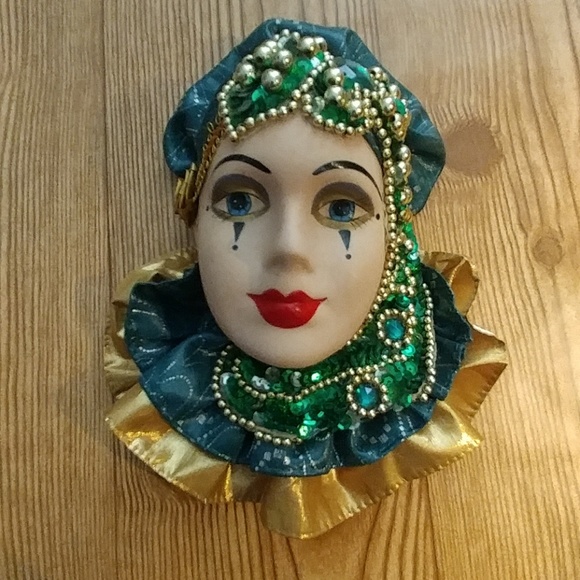 unknown | Wall Decor | Ornate Jeweled Green Golds Hanging Mardi Gras ...